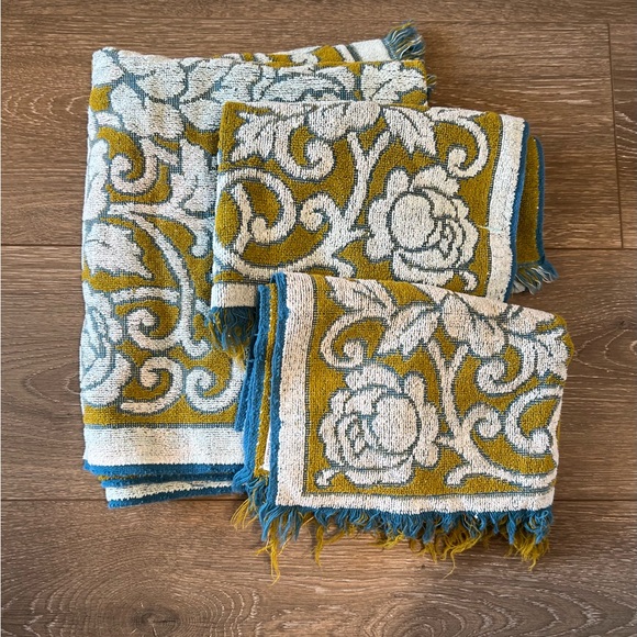 Fieldcrest | Bath | Set Vtg Mid Century Fieldcrest Towels Avocado Green ...